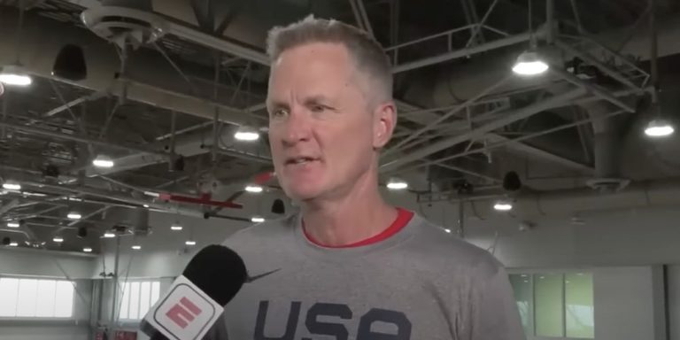 Steve Kerr sulla leadership di LeBron James: “È sorprendente” | Dunkest
